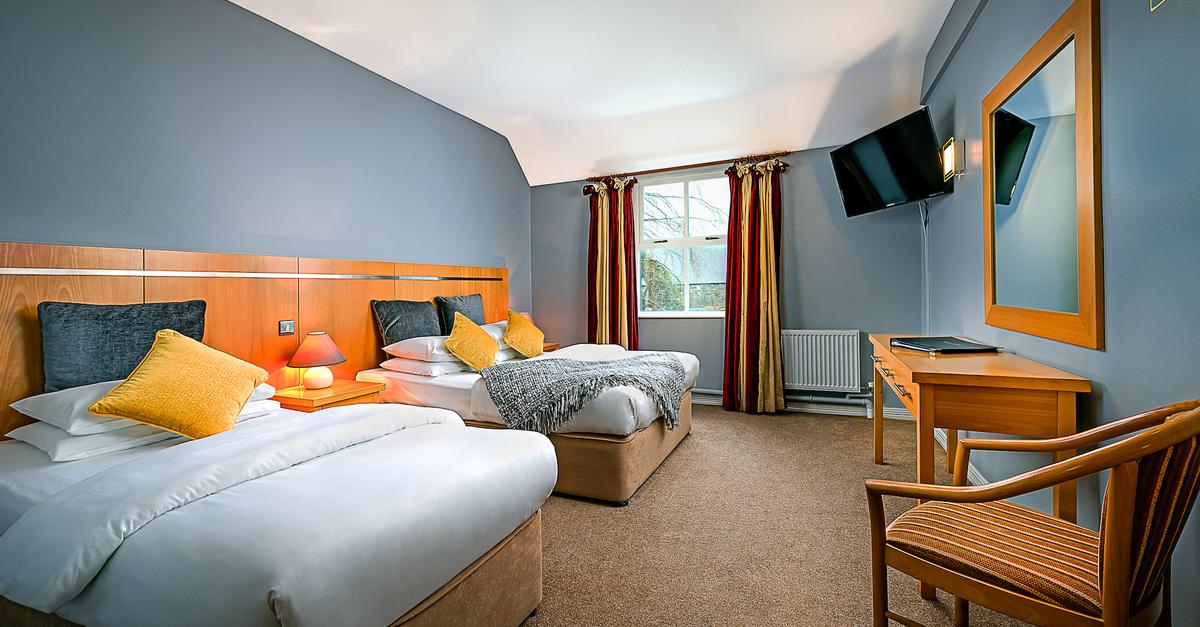 Booking Direct | Queens Hotel Ennis | Official Website